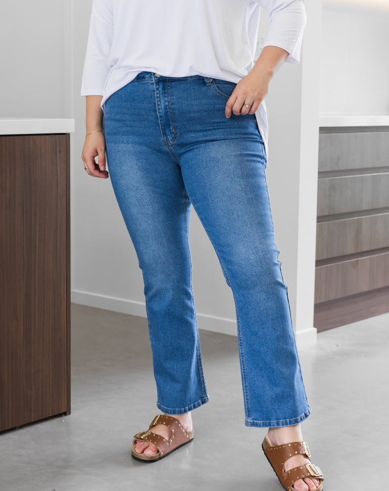 Bootleg Stretch Denim Jean – Freez Wholesale